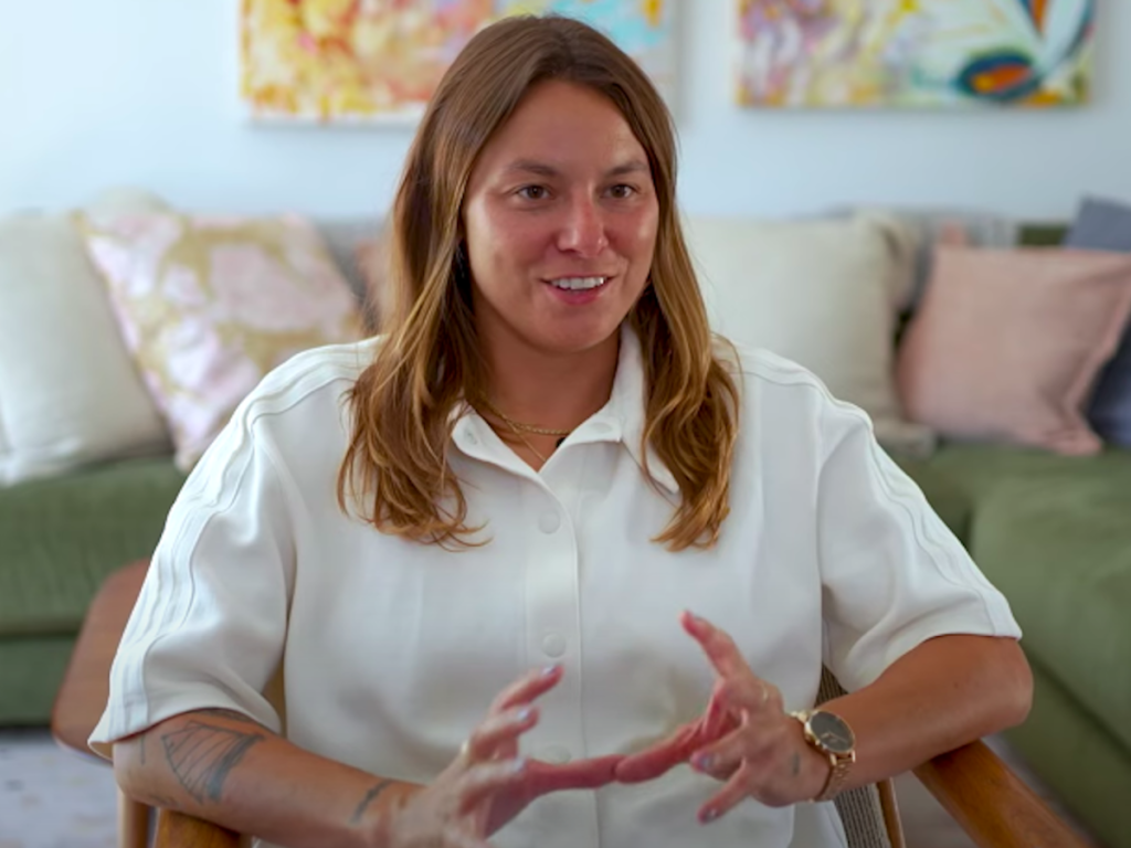 Nora Vasconcellos Net Worth 2025